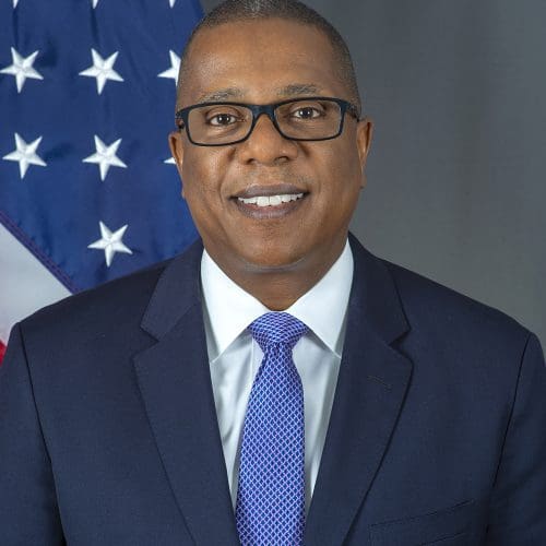 Brian Nichol’s : le r?le du gouvernement actuel - TEMPO Networks