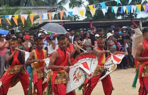 ‘We zijn Surinamers van Javaanse afkomst, die deel zijn van deze natie ...