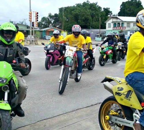 Motorcyclists driving with a learner’s will soon need an instructor ...