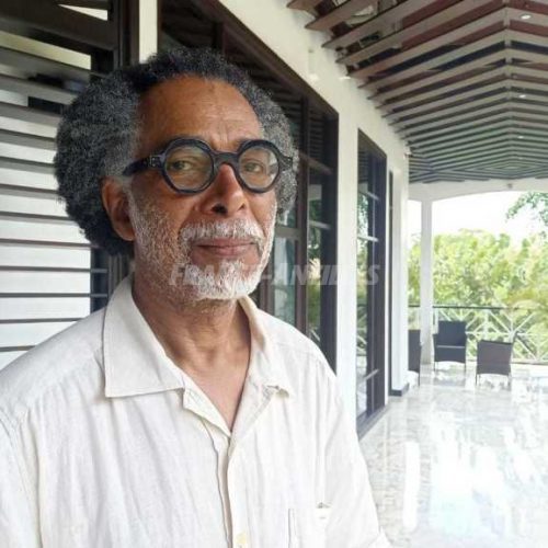 Fred Reno, professeur de science politique à l’Université des Antilles ...